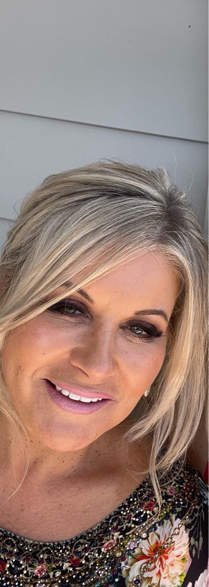 Daina Grossi – Medium