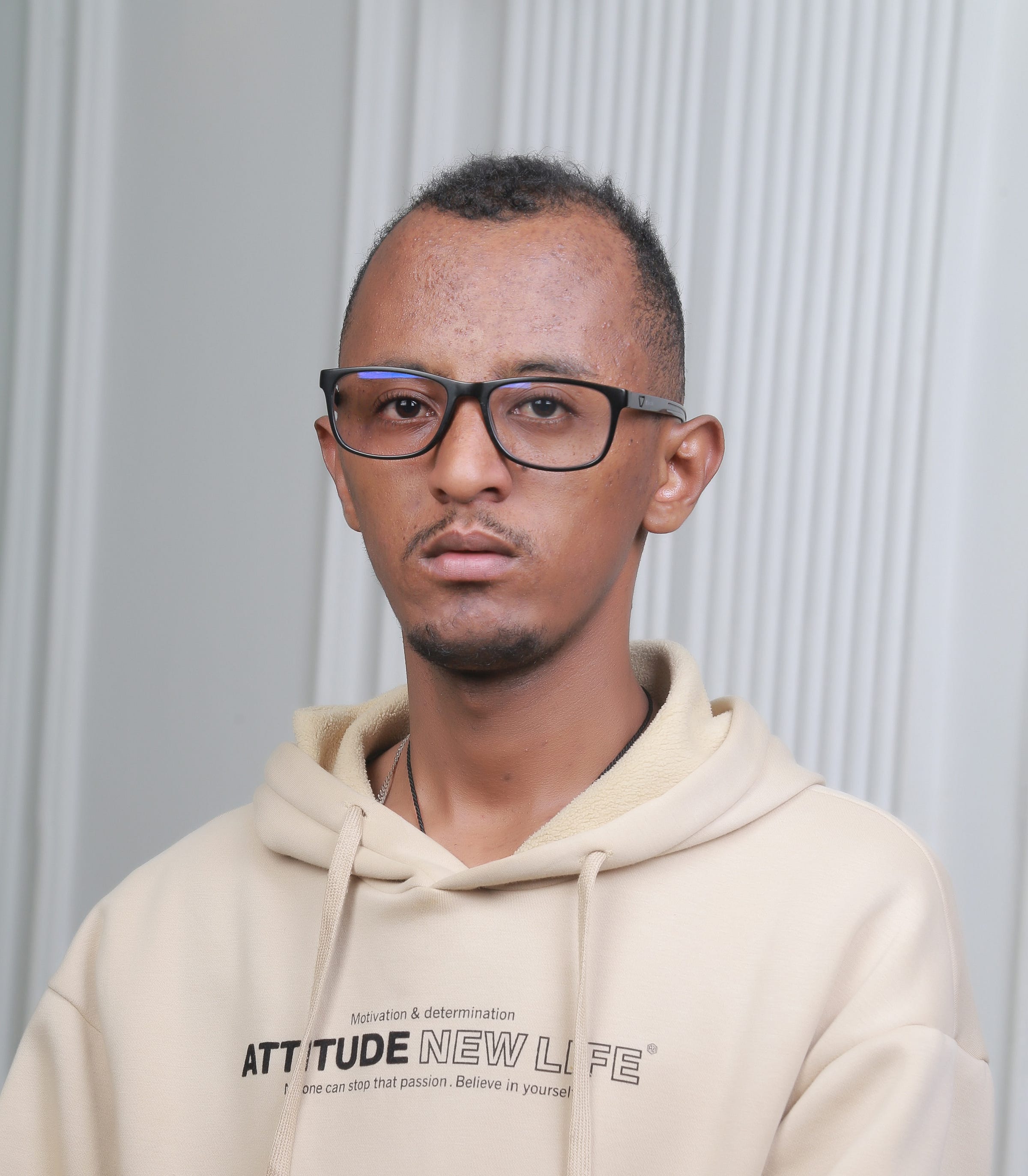 Mulualem Eshetu – Medium