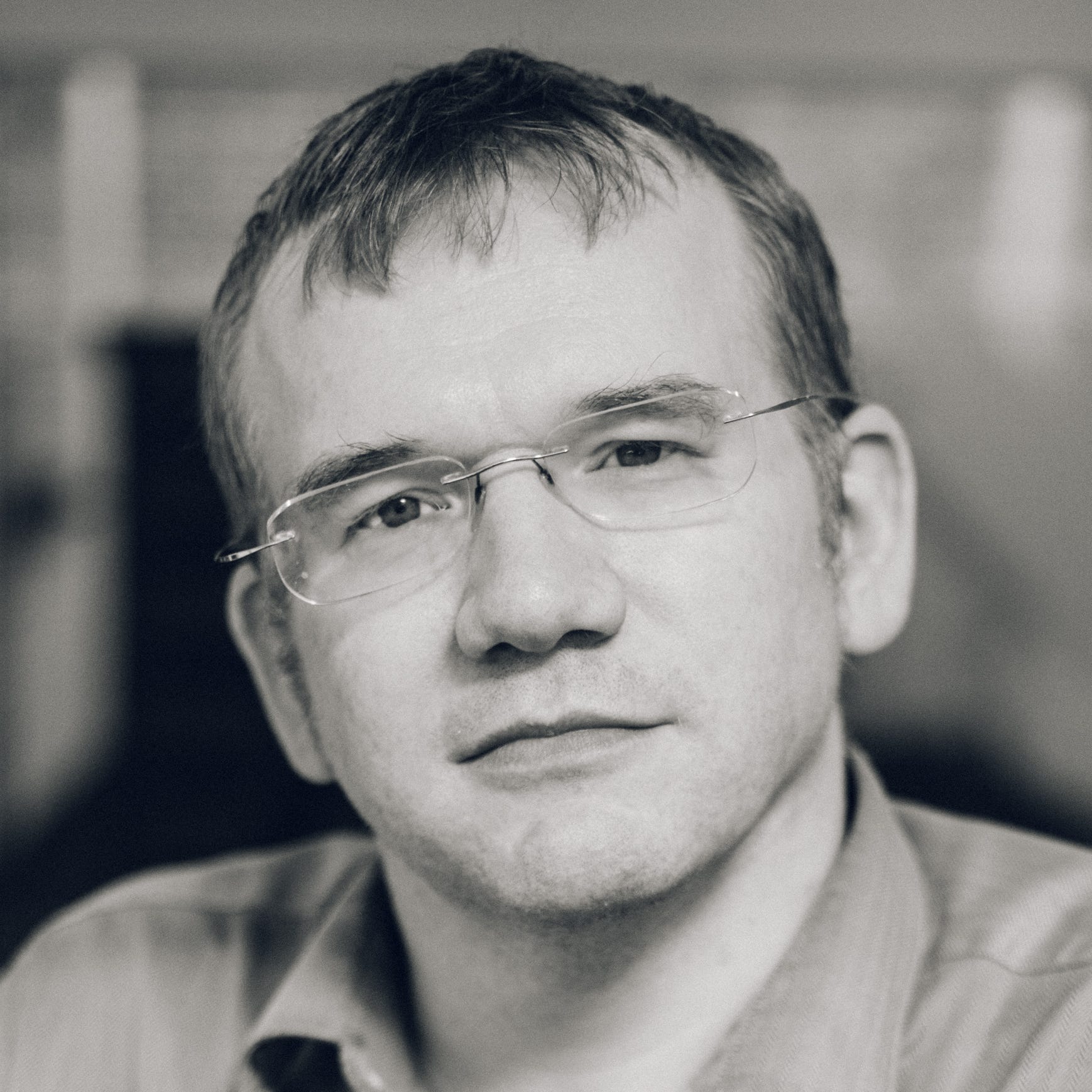 Richard Hunter – Medium
