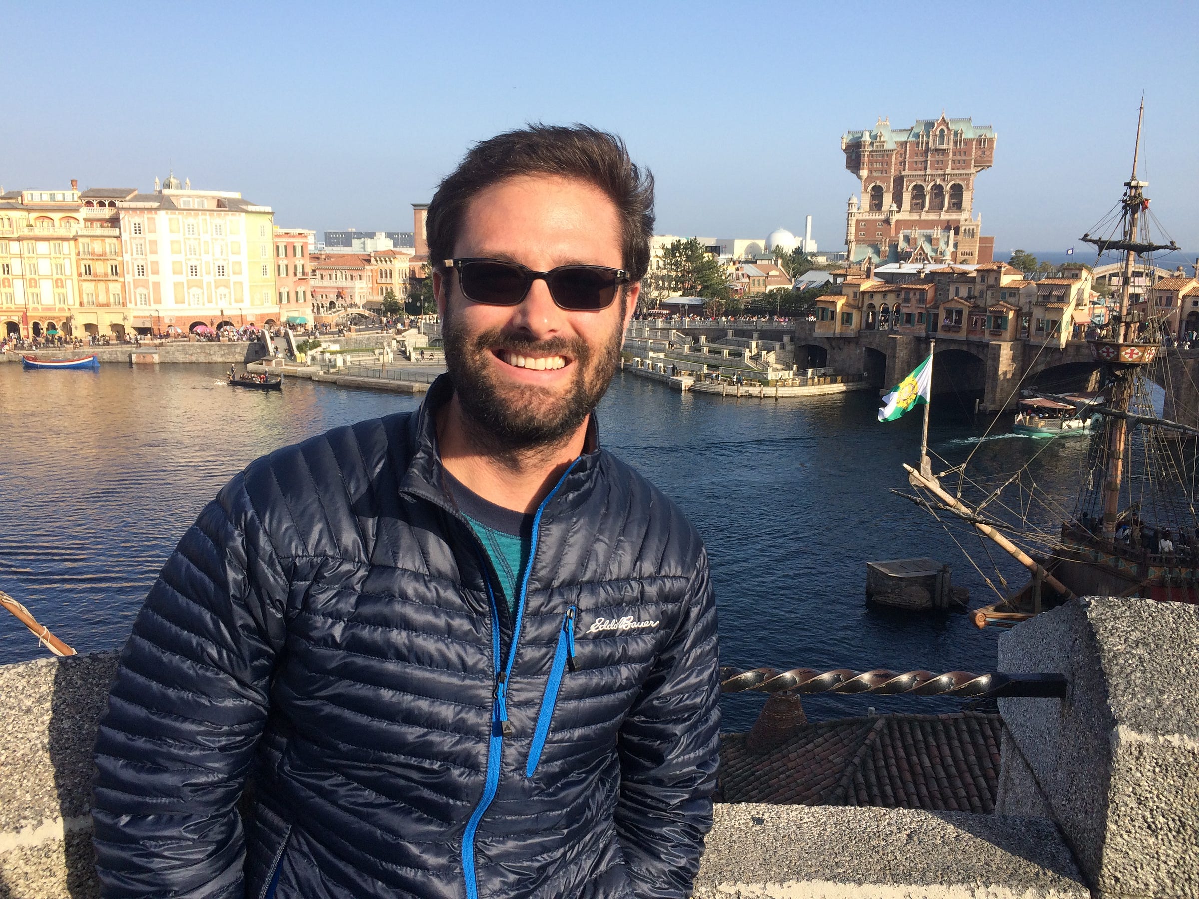 About – Max Benator – Medium