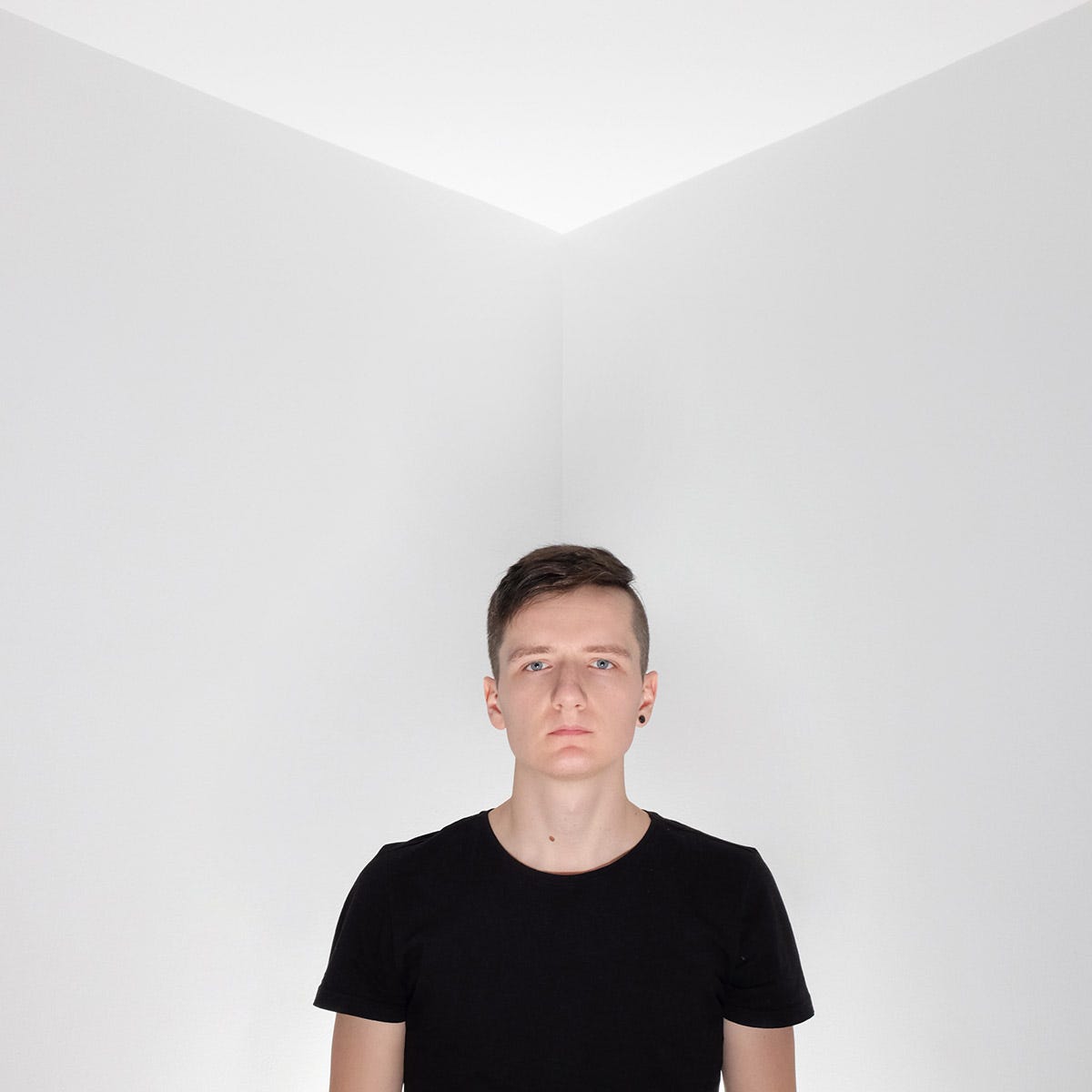 Sasha Yakovlev – Medium