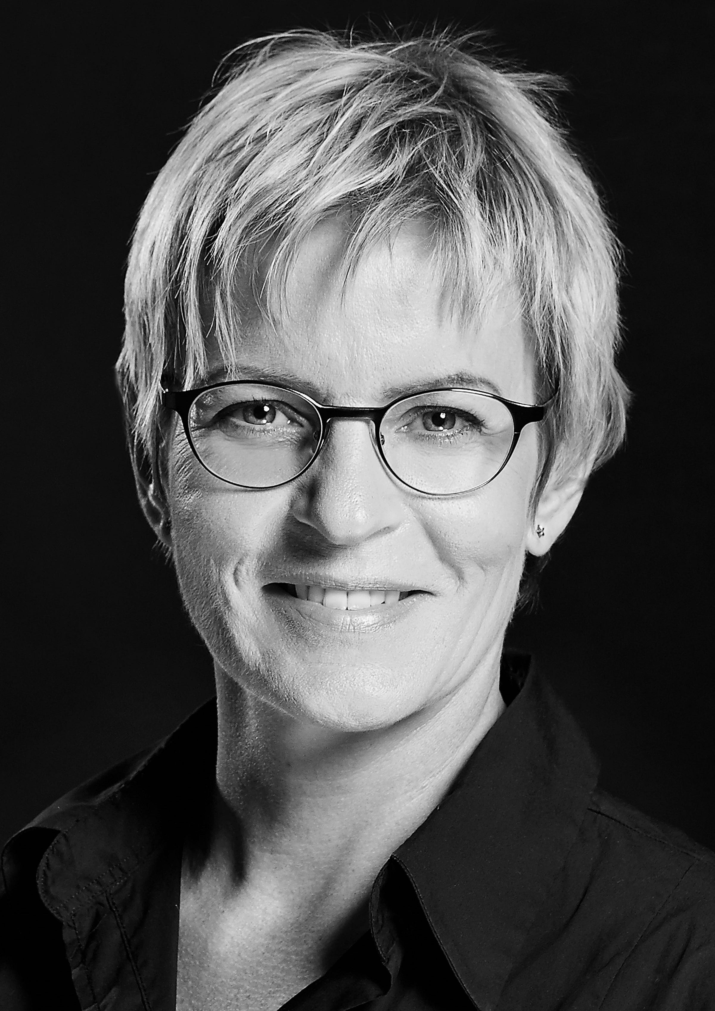 Gitte Madelaire - Evoke New Leadership – Medium