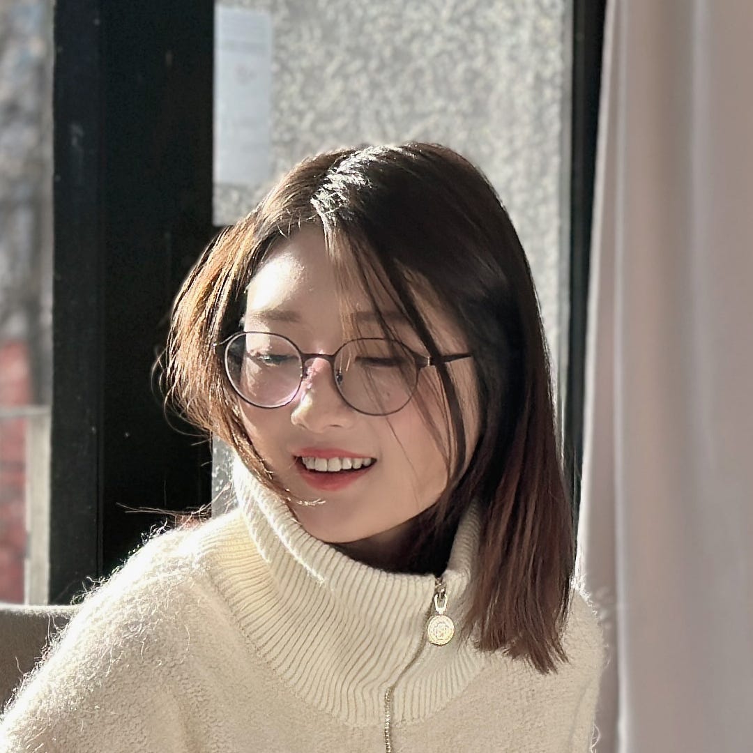 Chloe Chen Medium