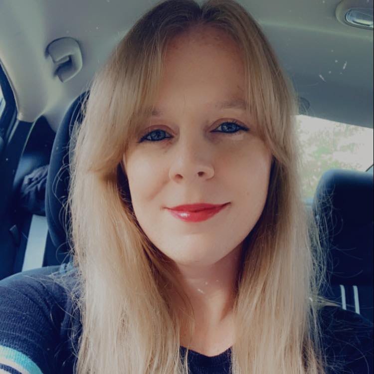 Amanda Garlow – Medium
