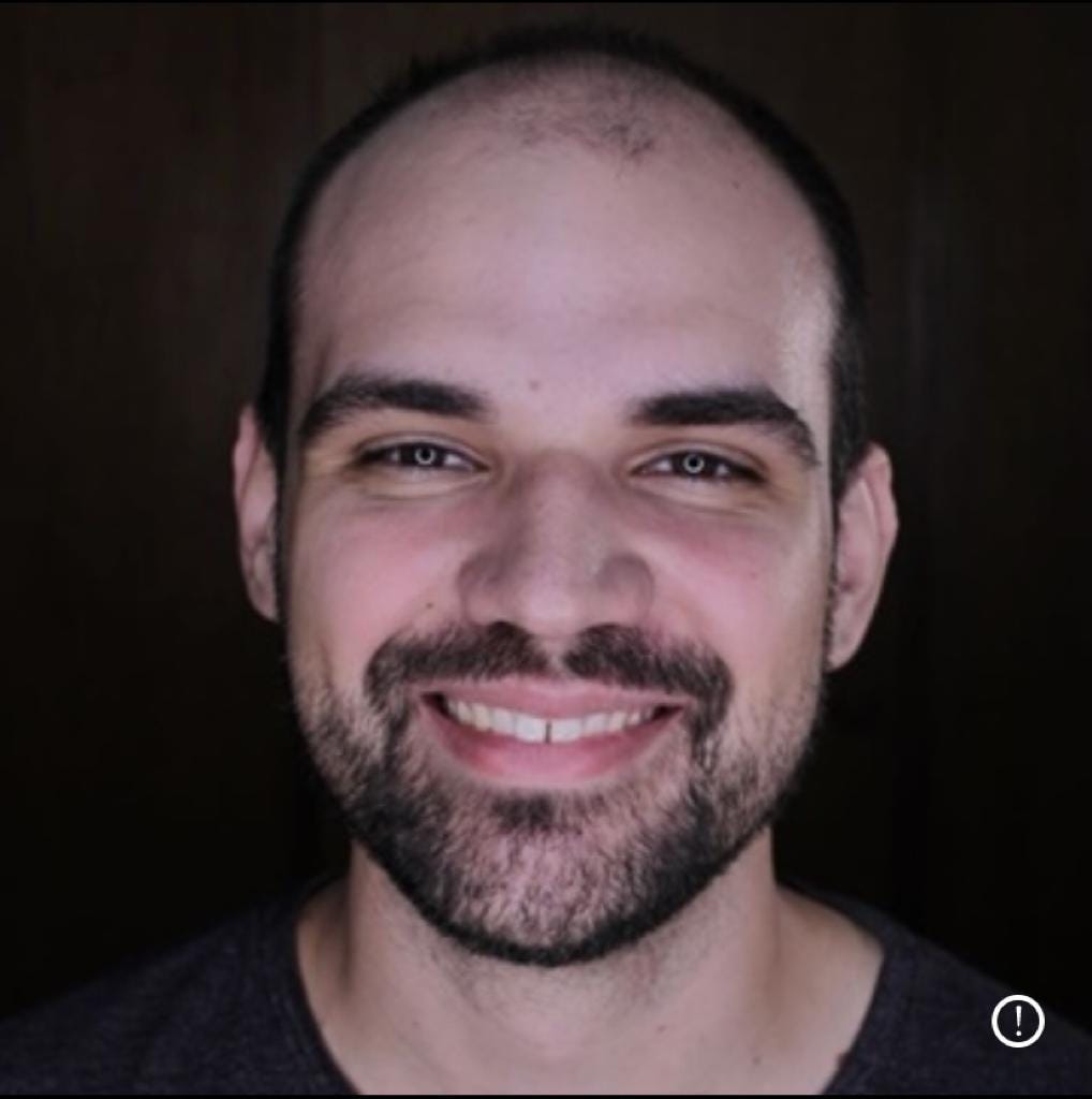 Vinícius Almeida – Medium