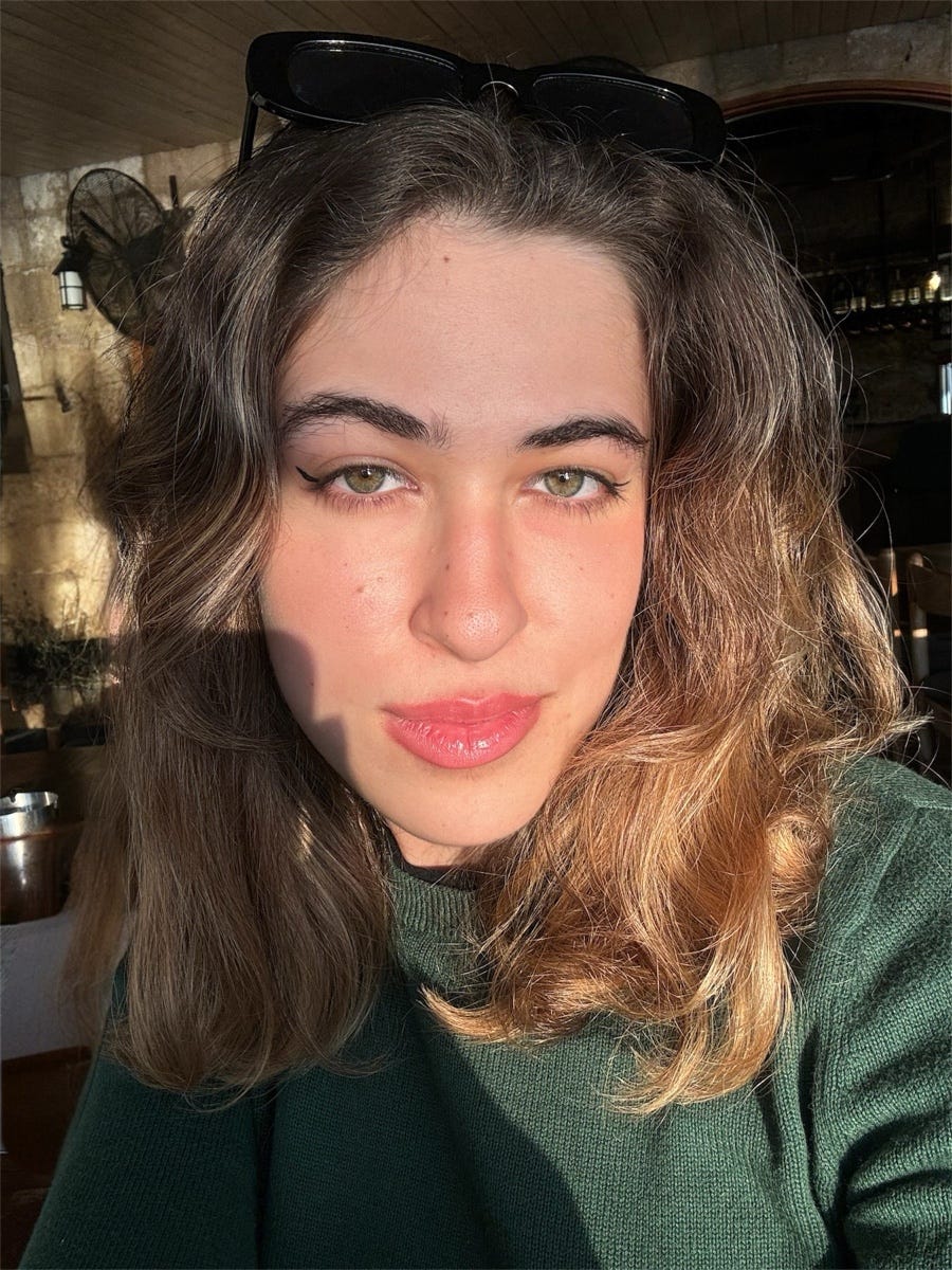 Amal Kabalan – Medium