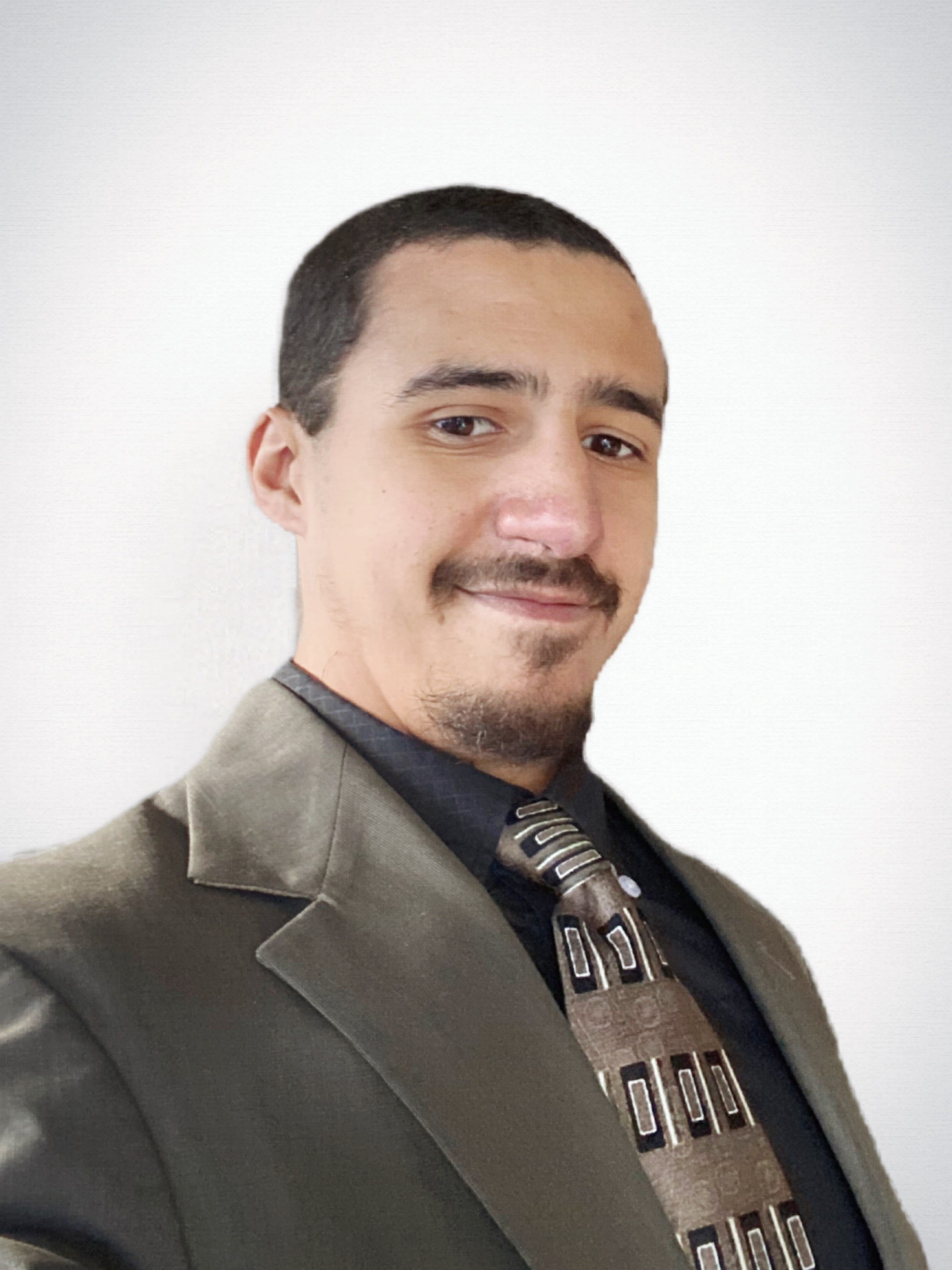 Carlos McCrum – Medium