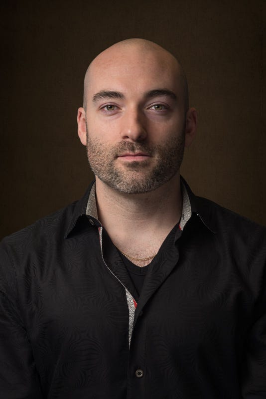 Tom Vieira – Medium
