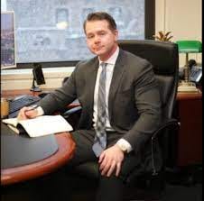 Derrek Steel – Medium