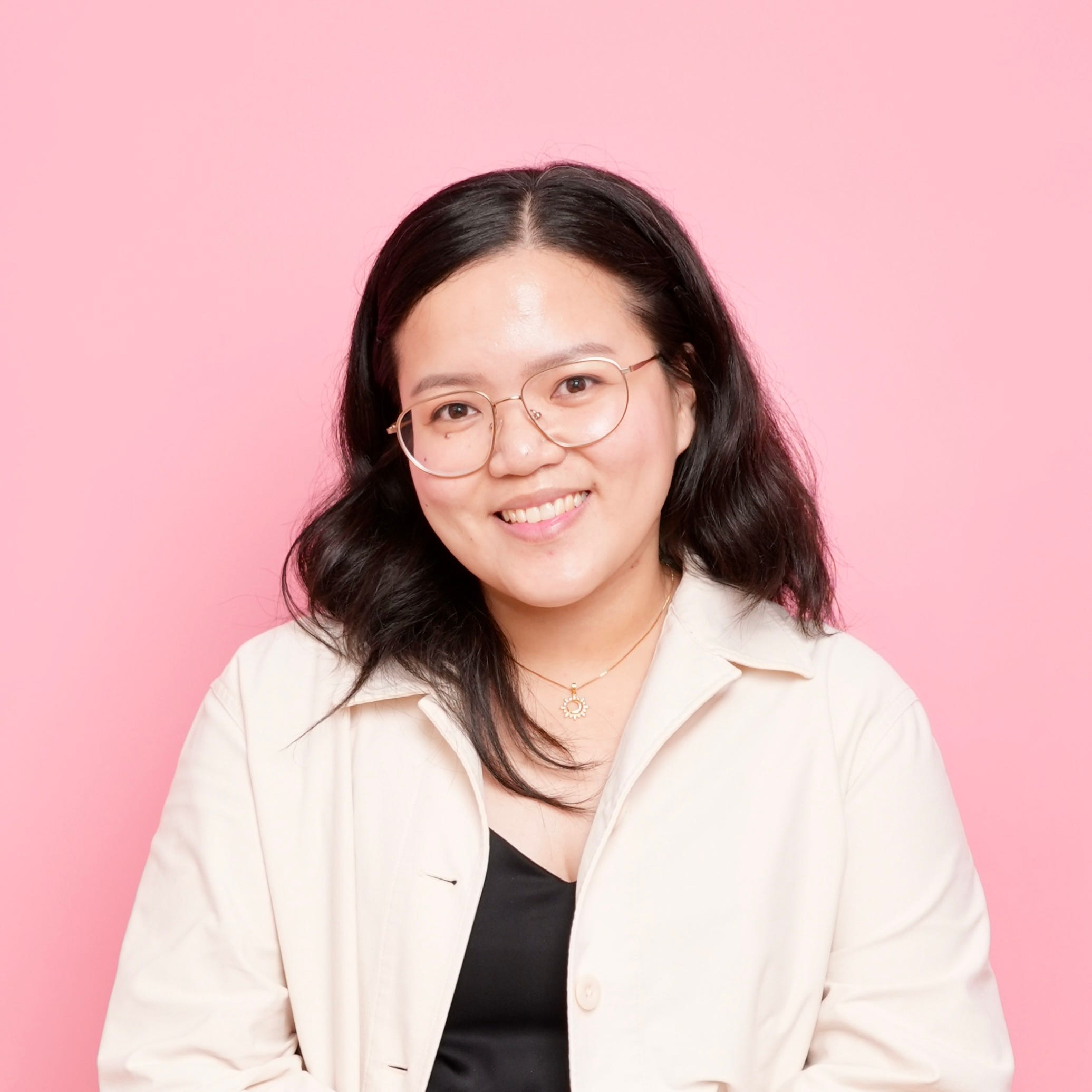 Maika Bugante – Medium