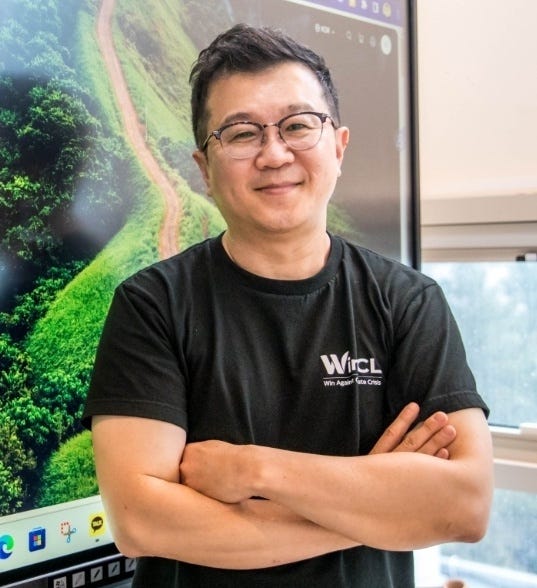 Andy Park – Medium