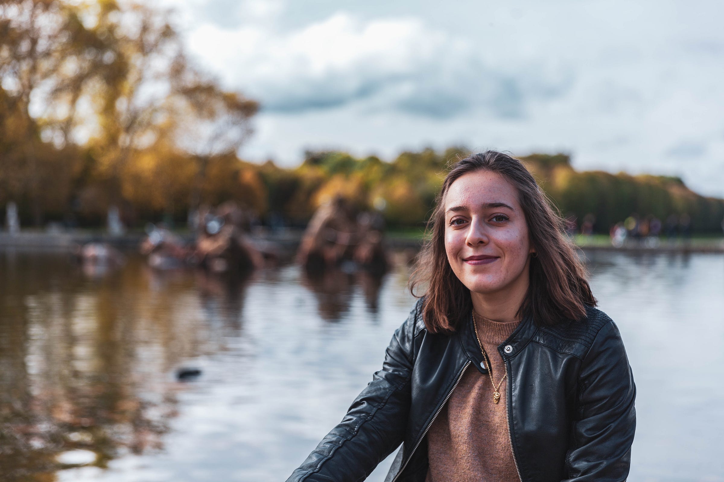 Marie Masson – Medium