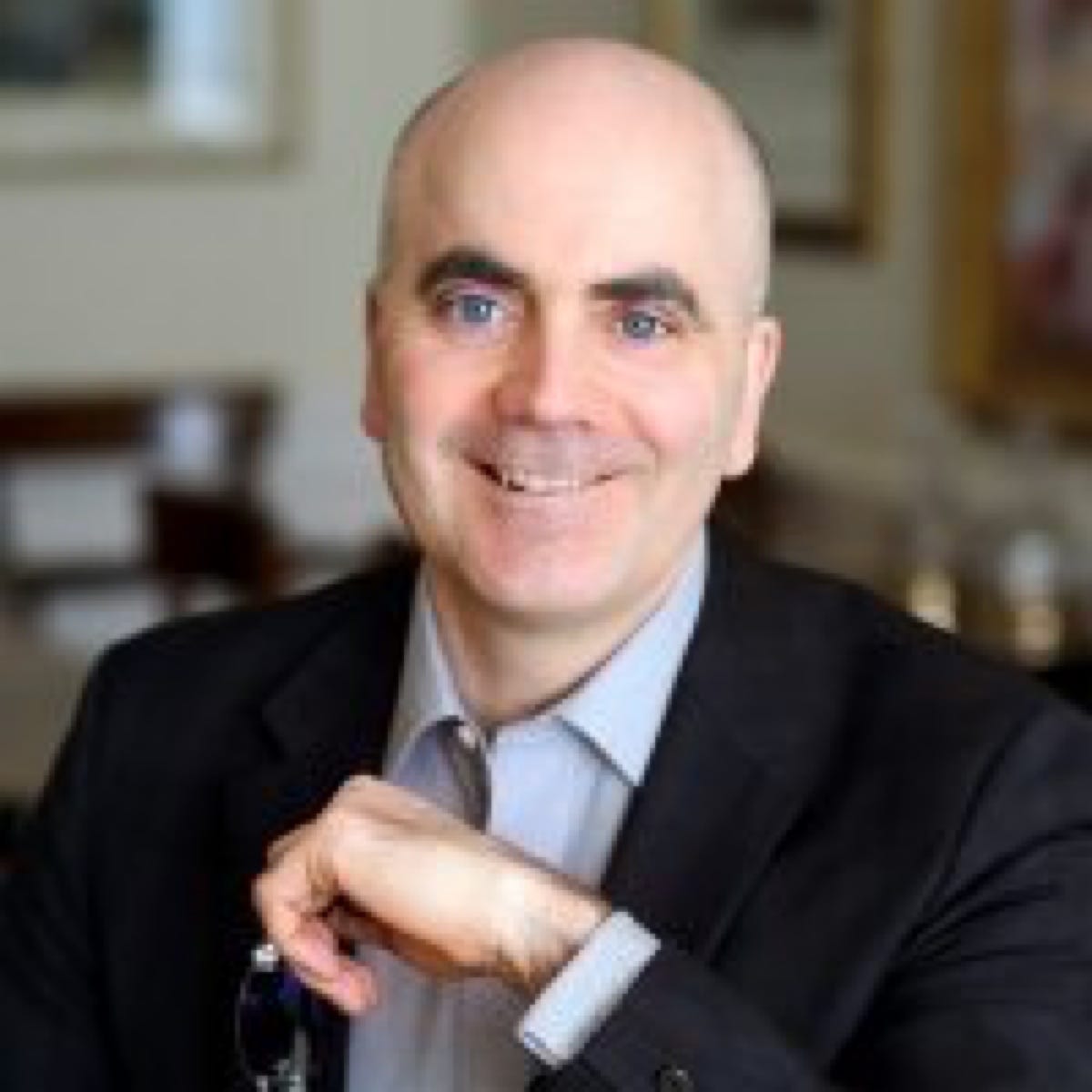 David Robitaille – Medium