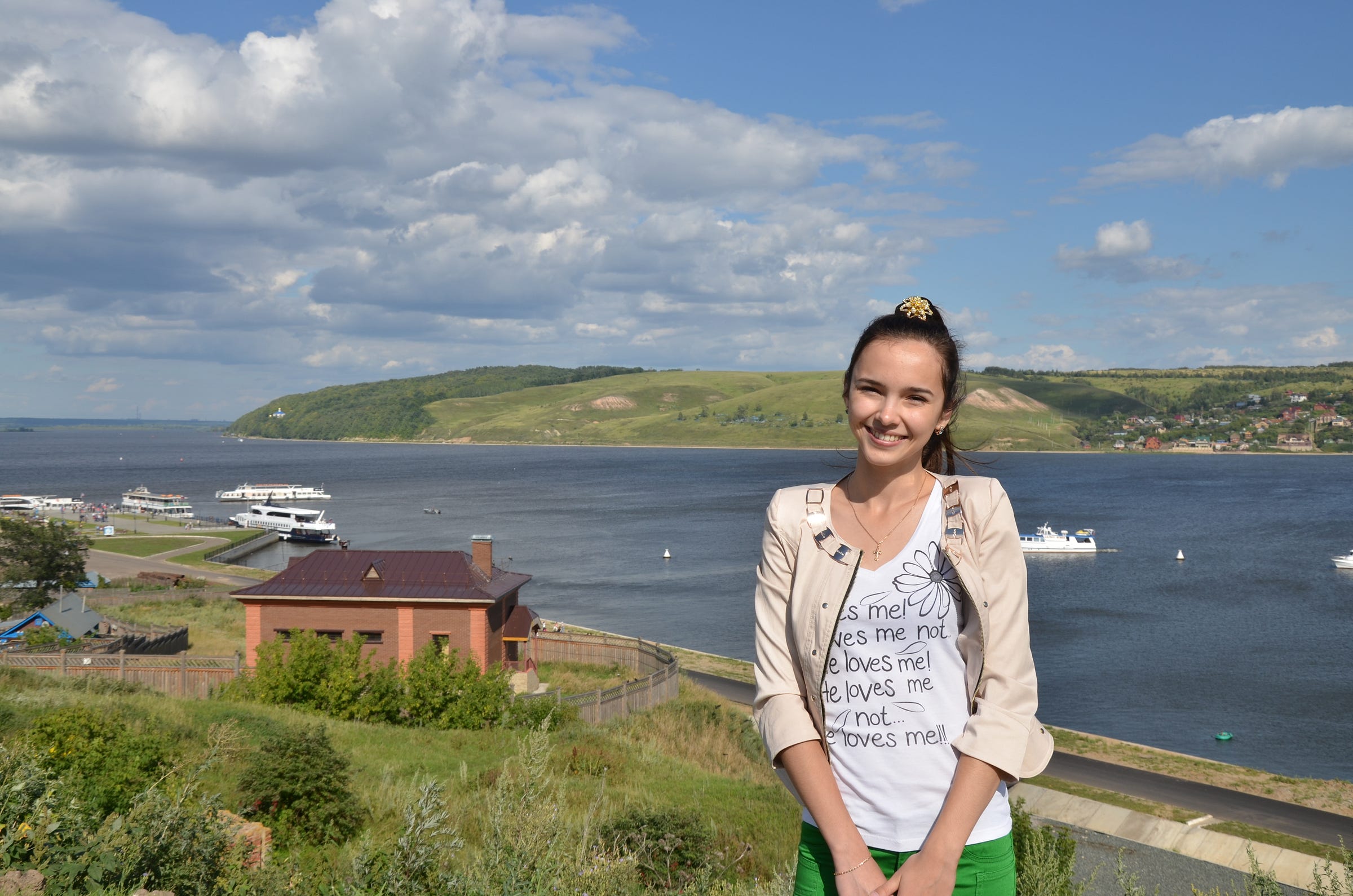 Arina Tarasova – Medium