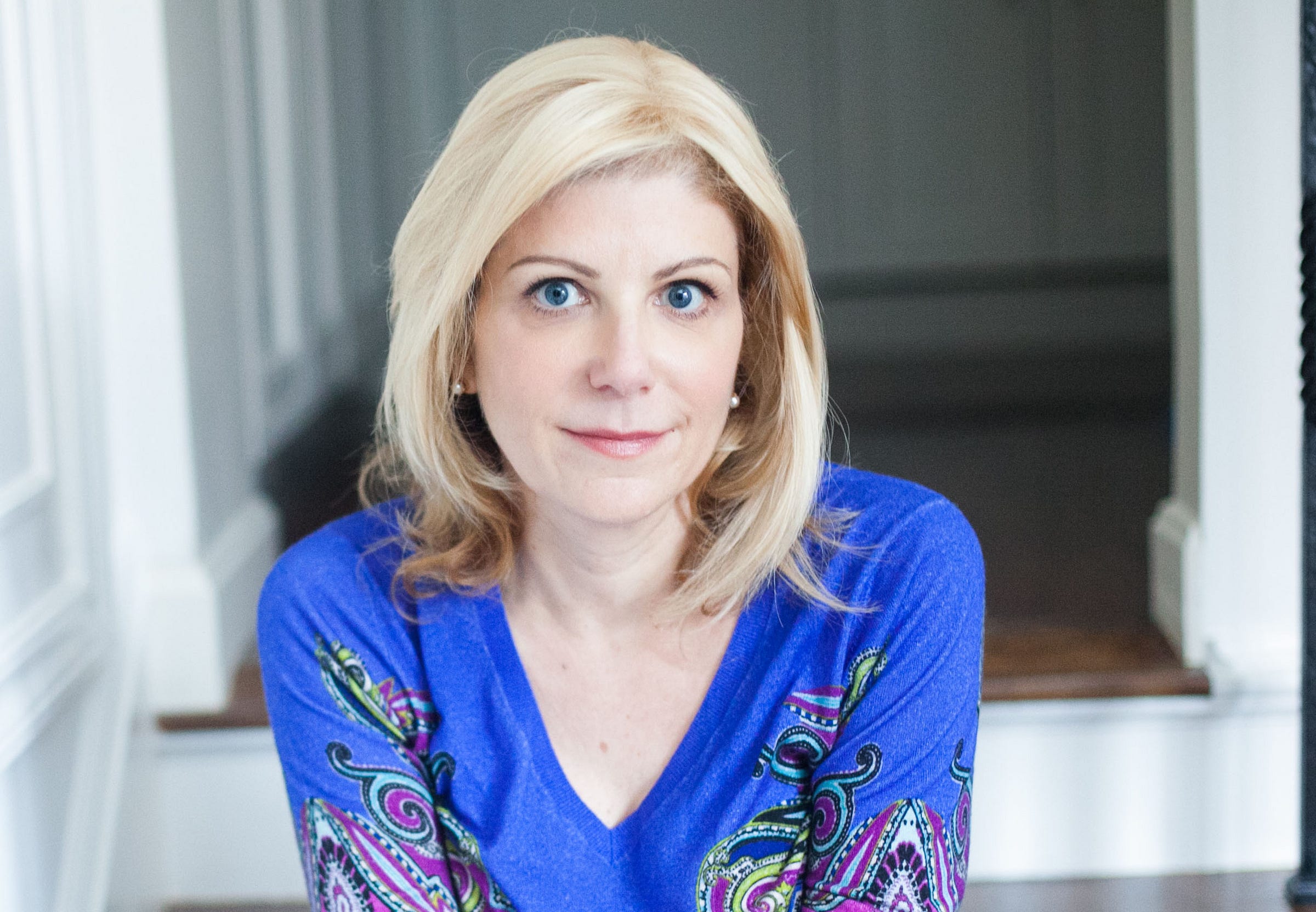 Dora Vell – Medium