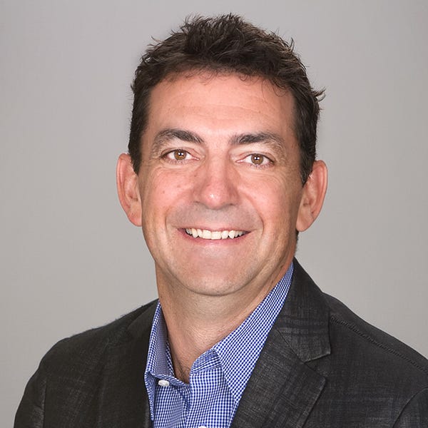 Neil White – Medium