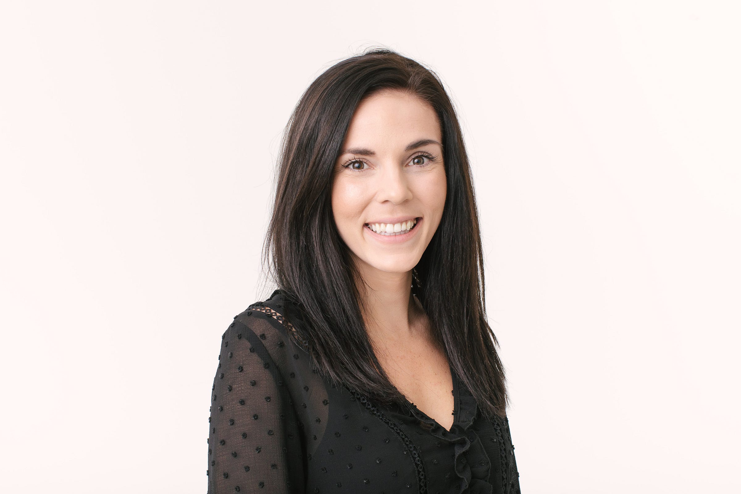 Shelrae Russell – Medium