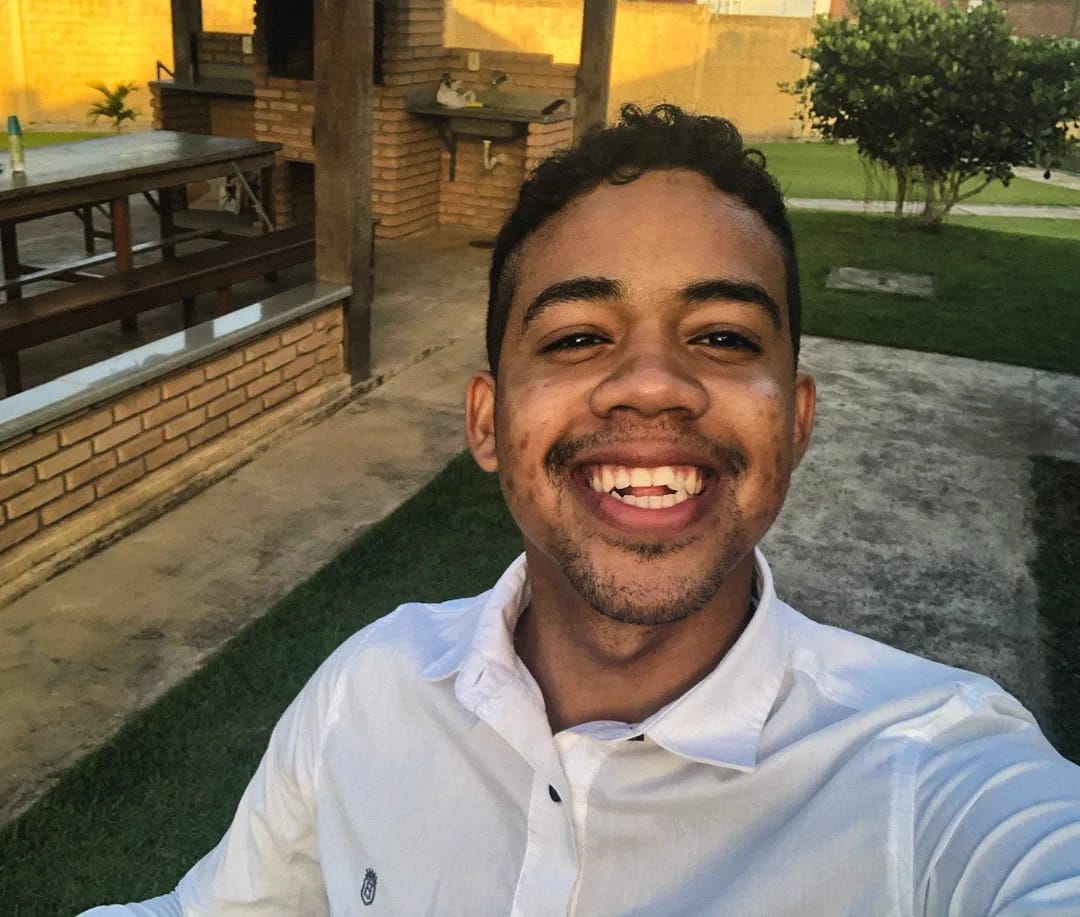 Gabriel Ramos – Medium