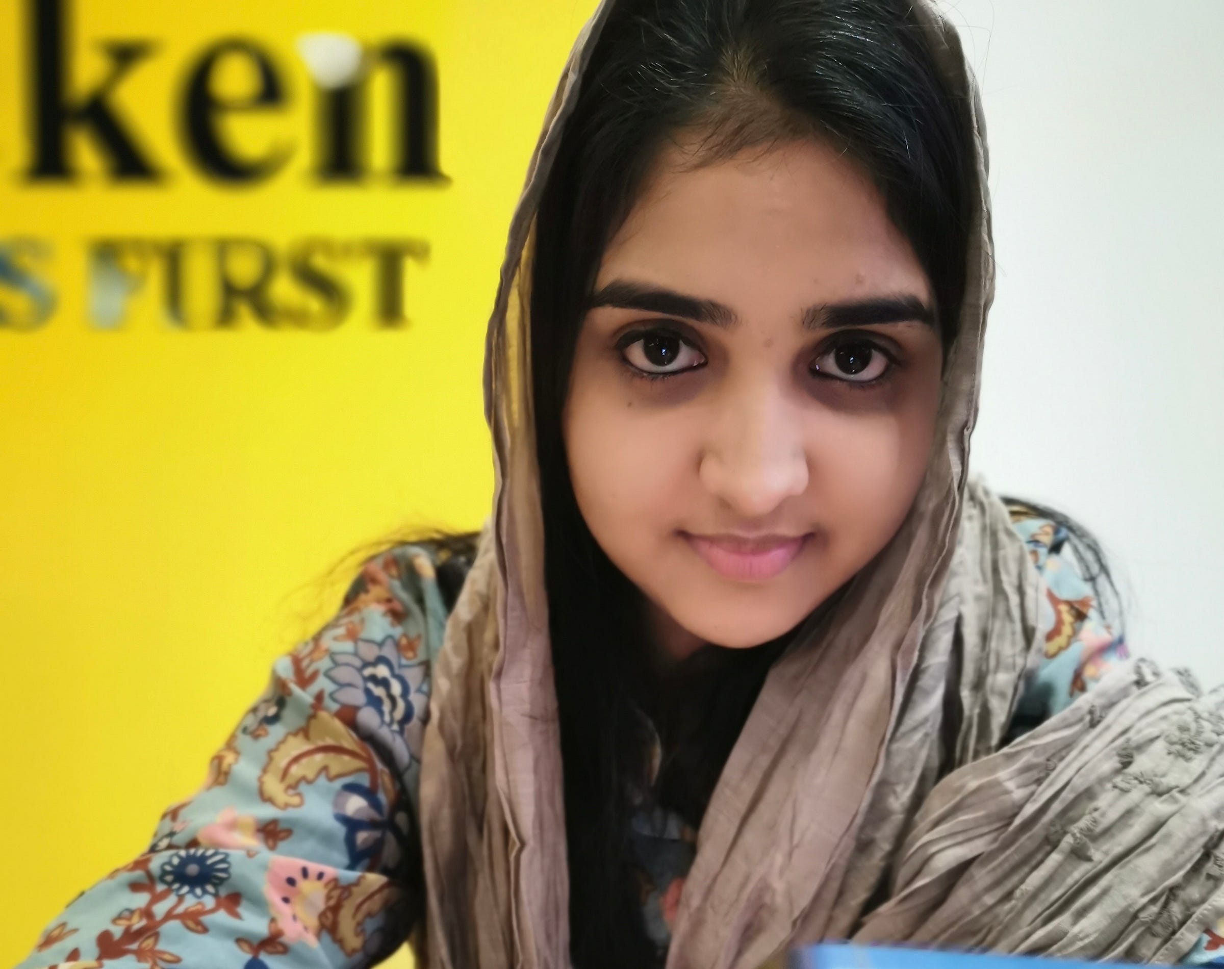 Amina K. I. – Medium