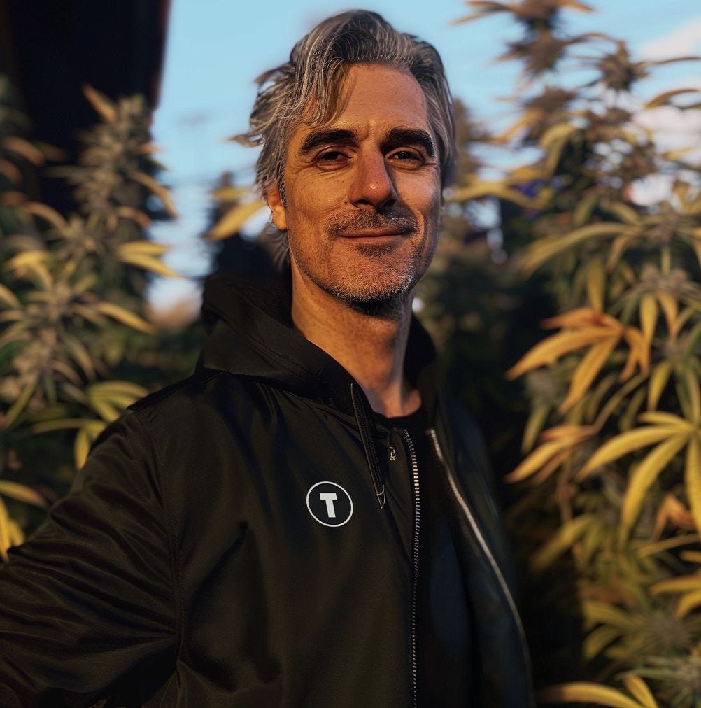 Mike Titan – Medium