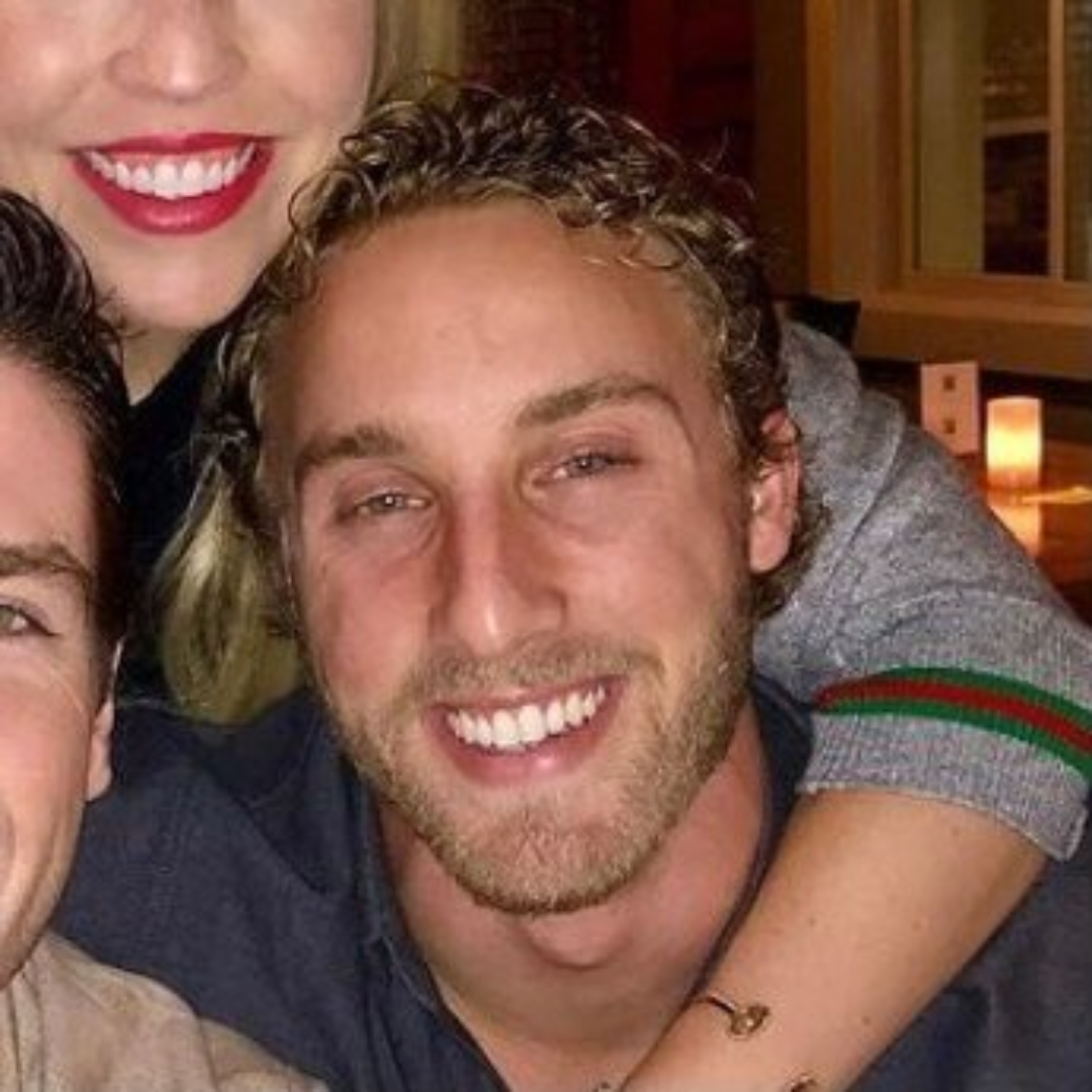 Jake Gandara – Medium