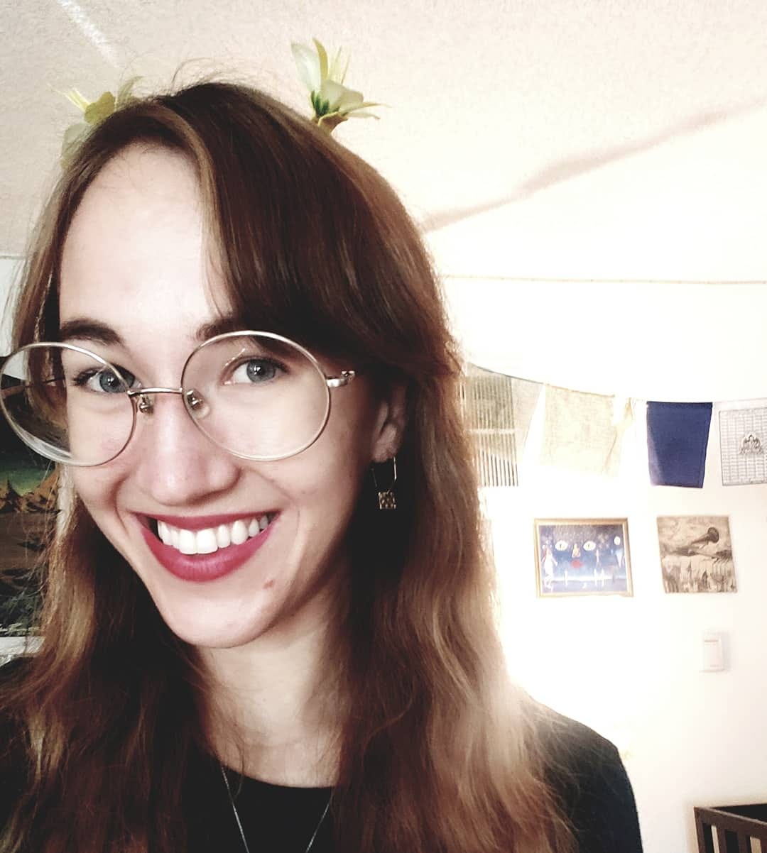 Julia Fosdick – Medium
