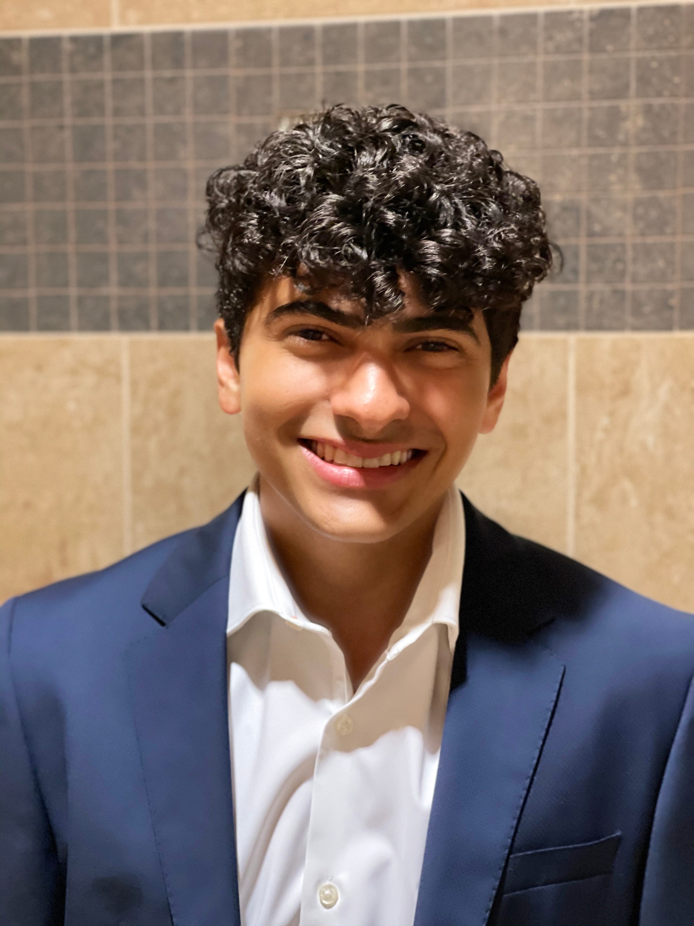 Lance Kassab – Medium