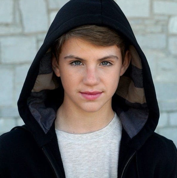 Mattyb Merch – Medium