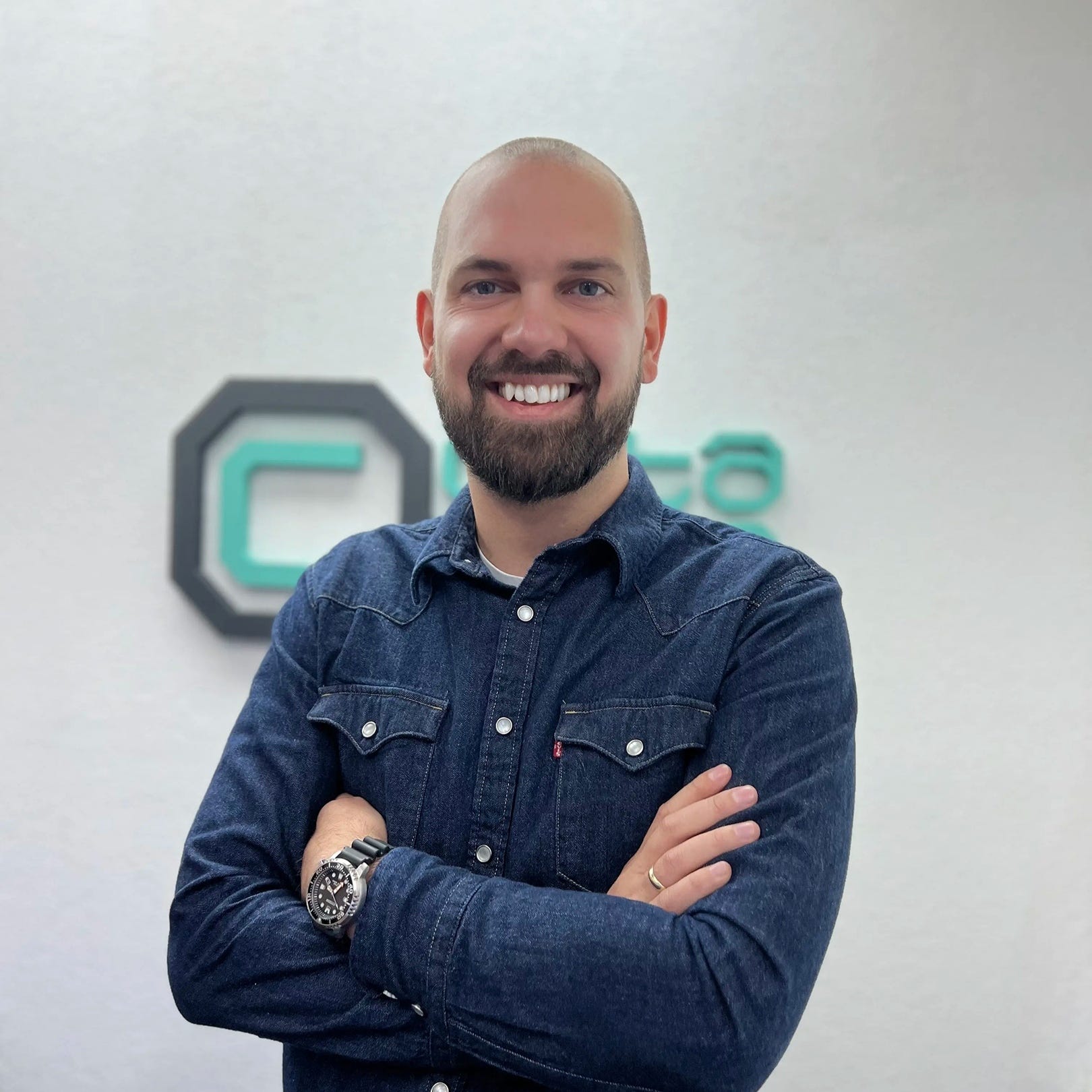 Luka Popovic – Medium