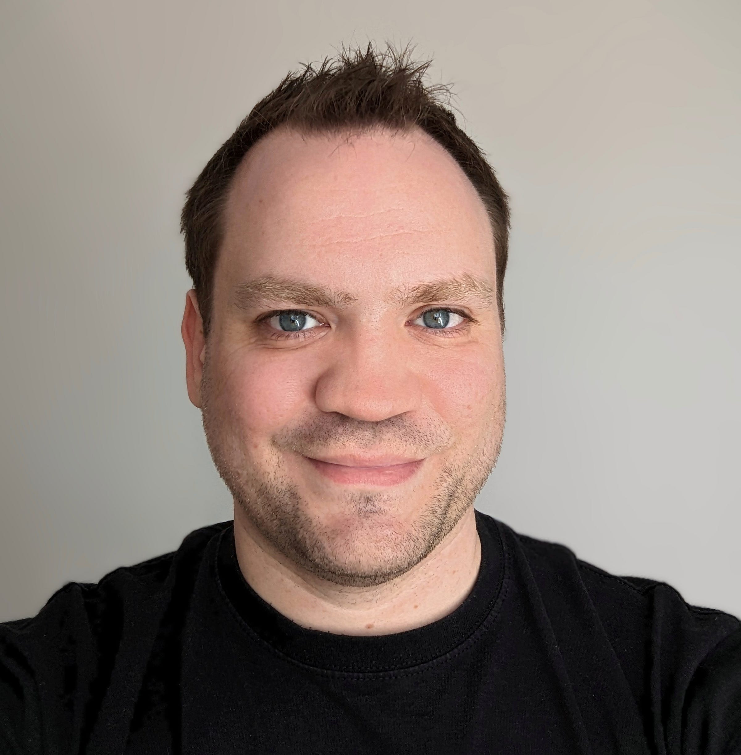 Richard Griffiths – Medium
