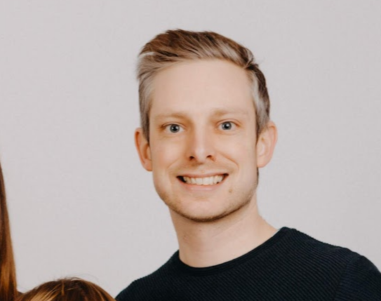 Gareth Sumner – Medium