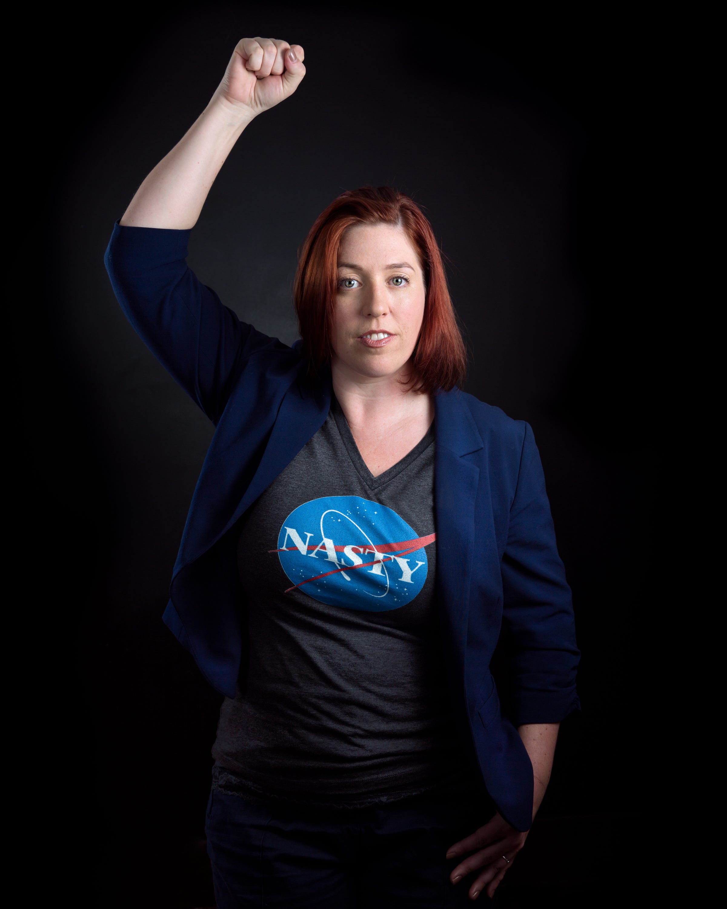 Tracy Van Houten – Medium