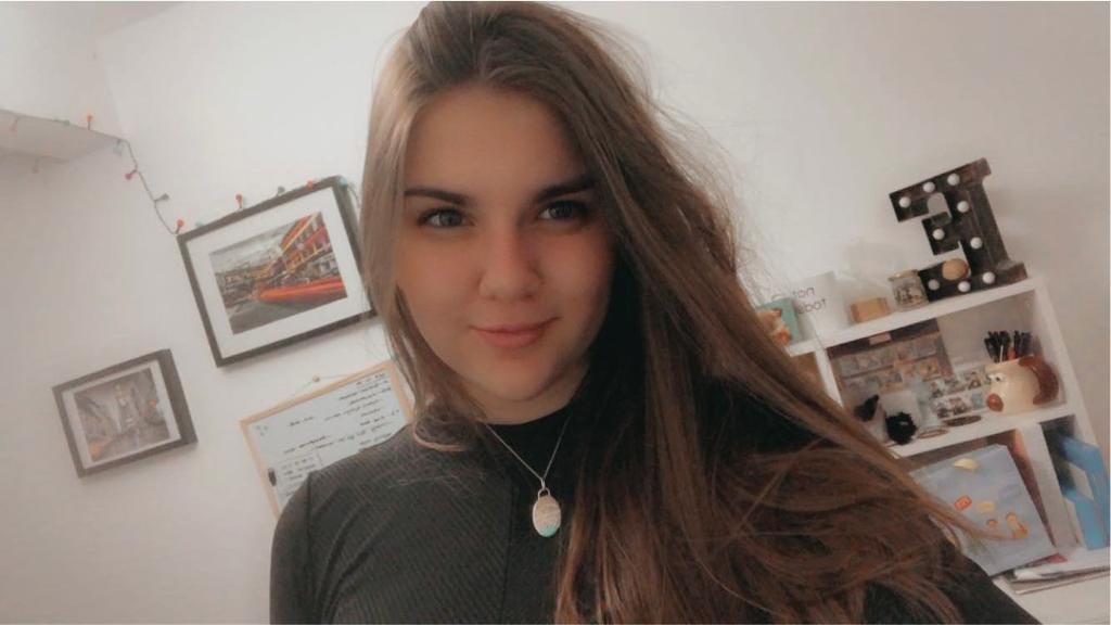 Ellie Harris – Medium