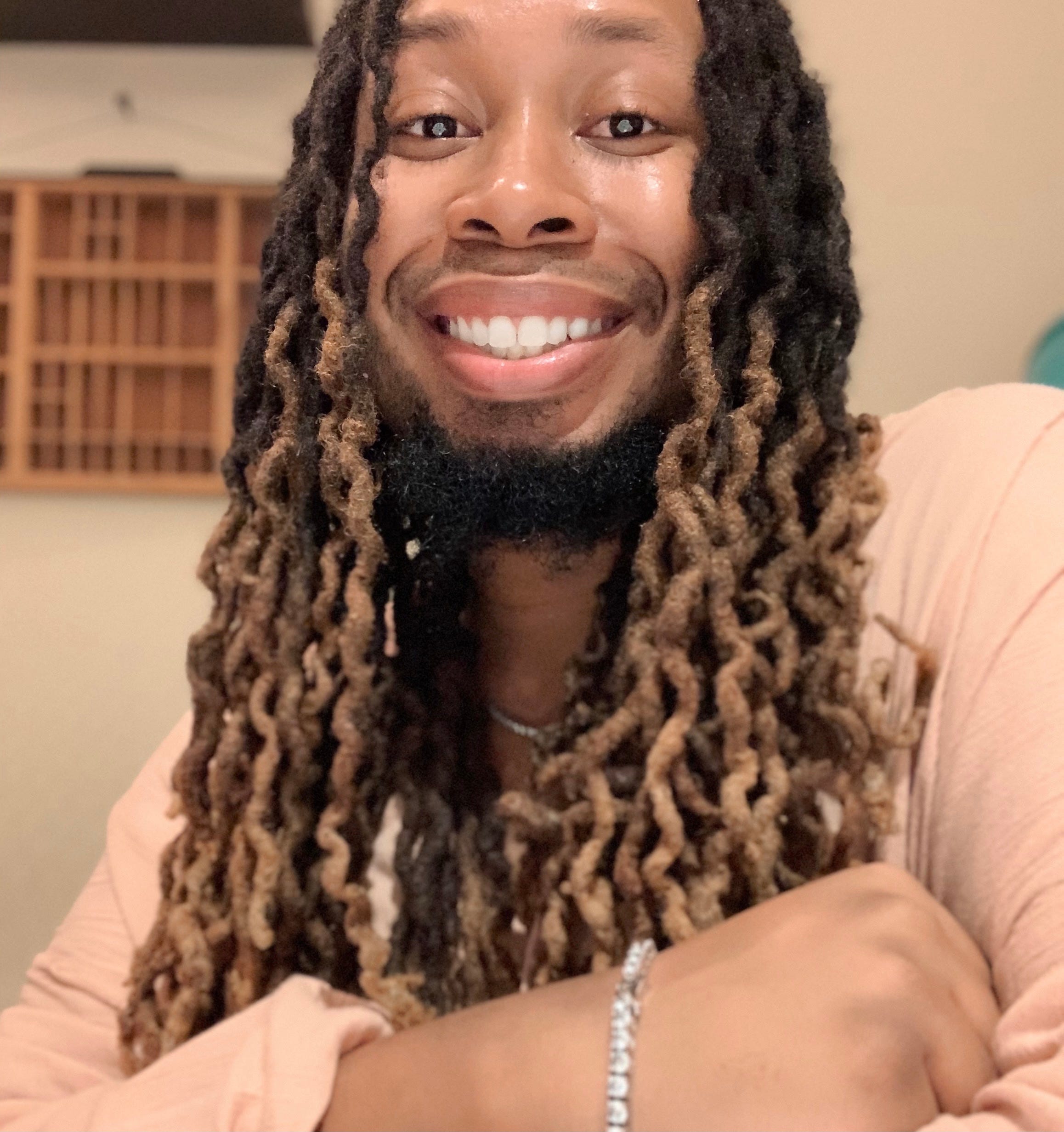 Mario Nichols – Medium