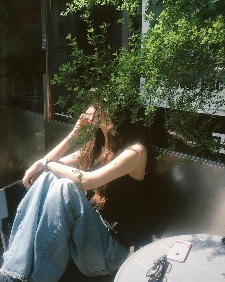 Reverie ʕु•̫͡•ʔु☂ – Medium