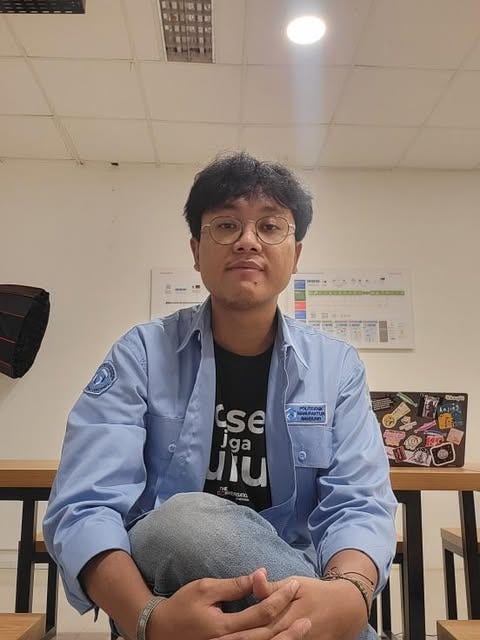 Harry Prasetyo Rosianto – Medium