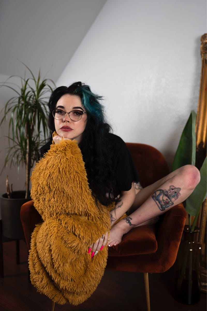 Stoney Faye – Medium