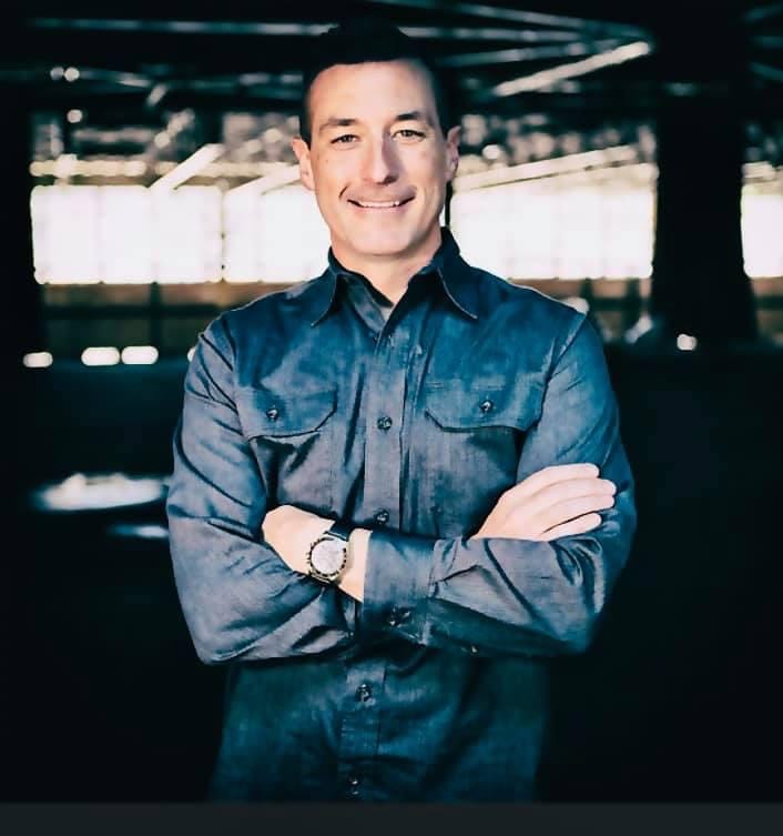 Eric Richard – Medium