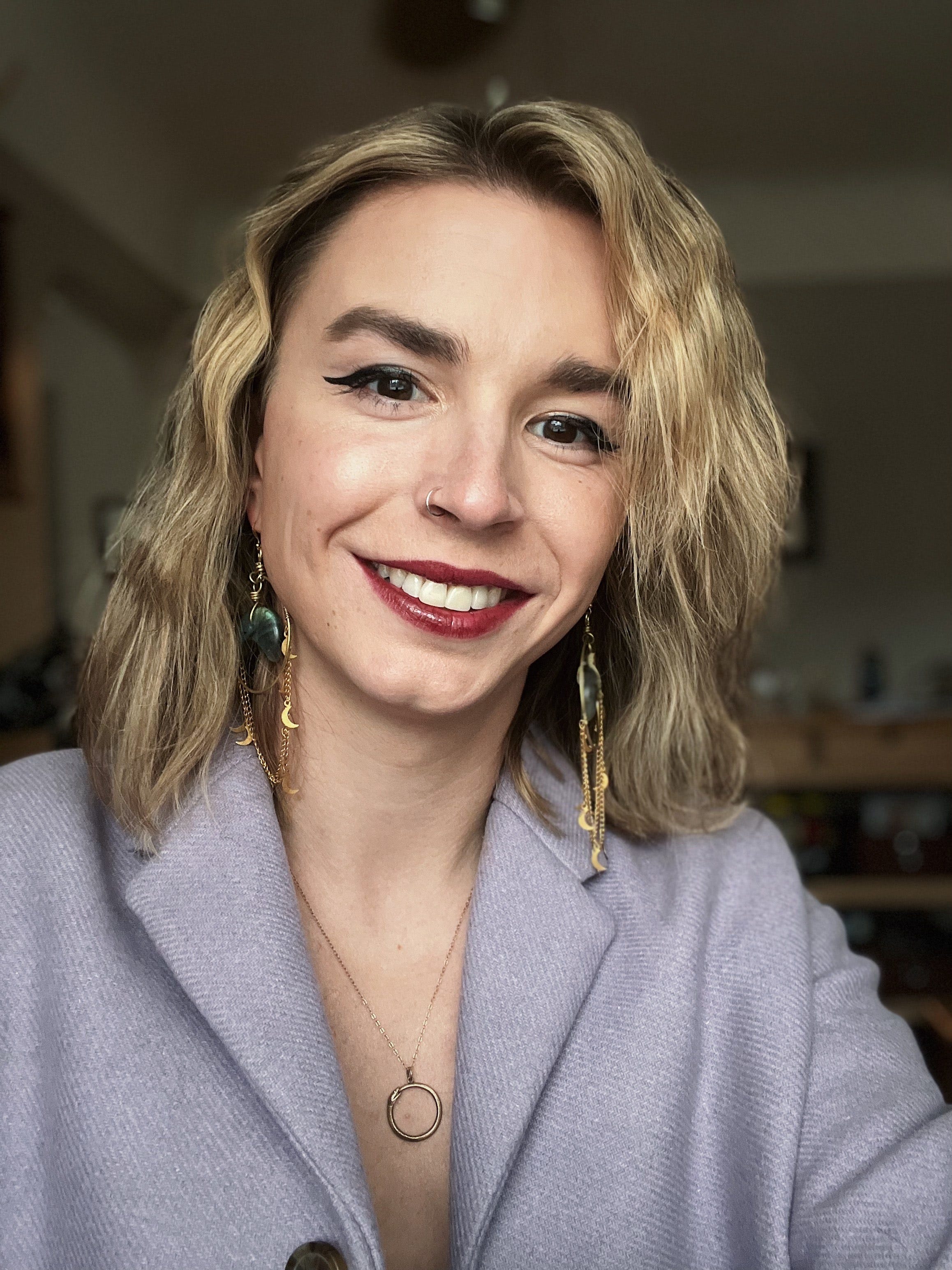 Grace Siobhan McKenzie – Medium