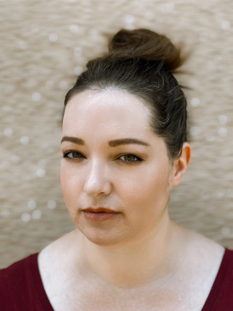 E.S. Yates – Medium