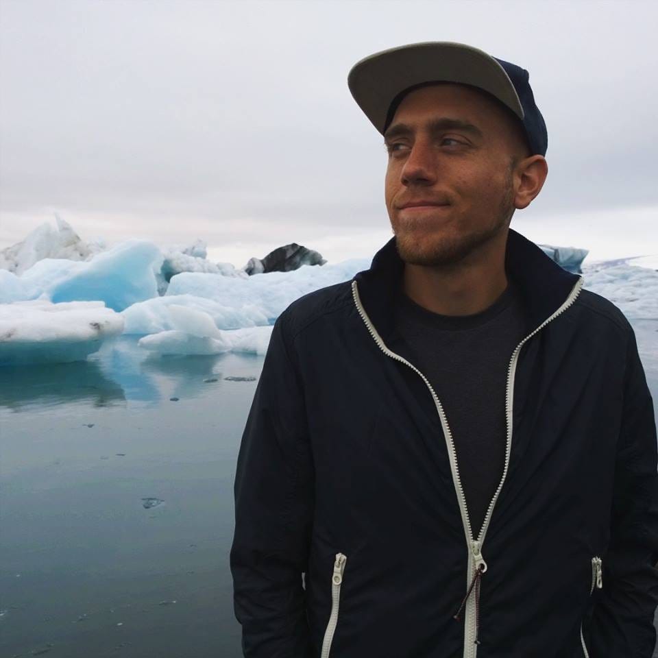 Joshua Harms – Medium