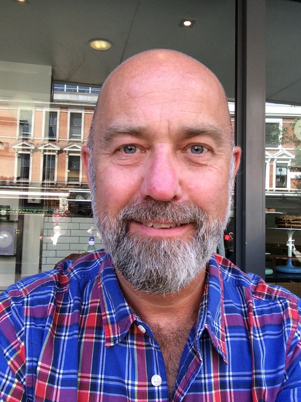 Mark Elliott – Medium