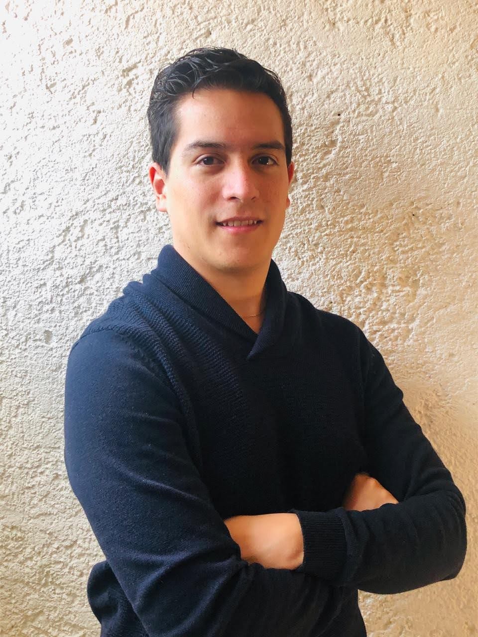 Víctor Macedo Becerril – Medium