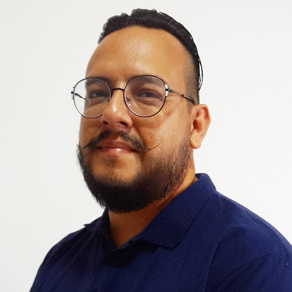 Daniel Leite – Medium