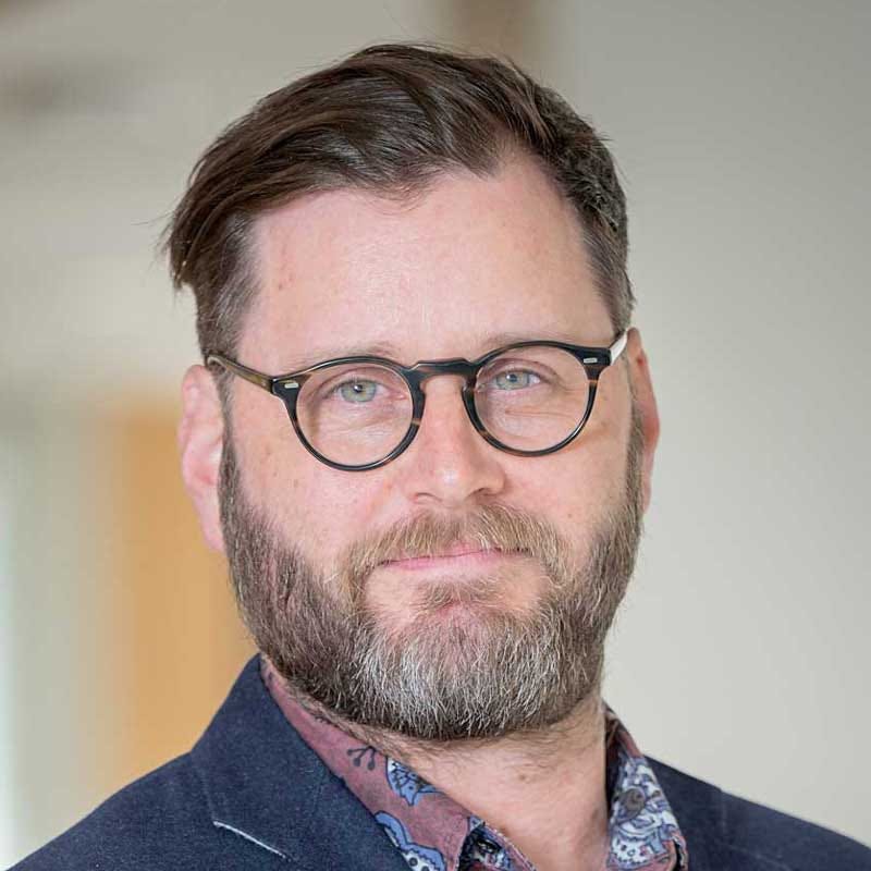 Stuart Candy – Medium