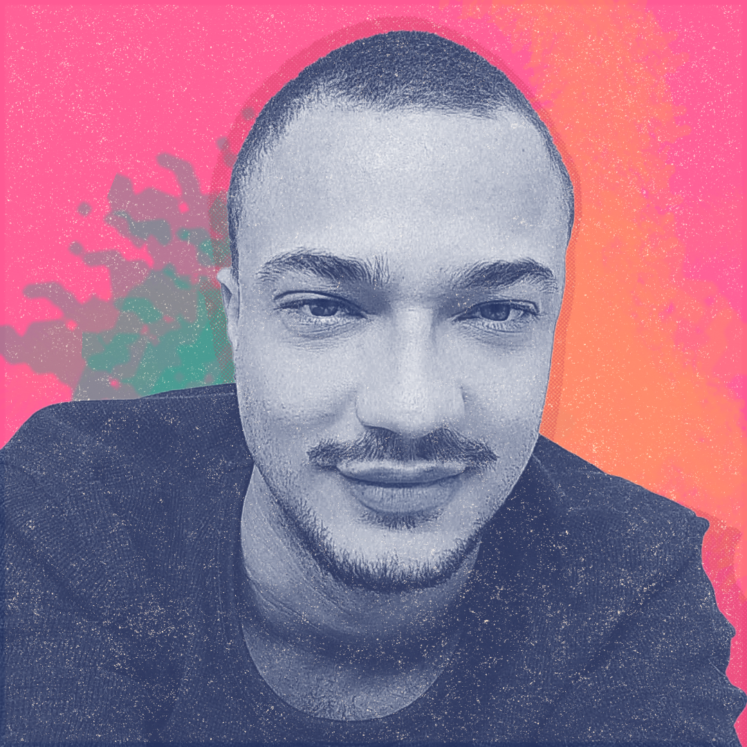 Danilo Oliveira – Medium