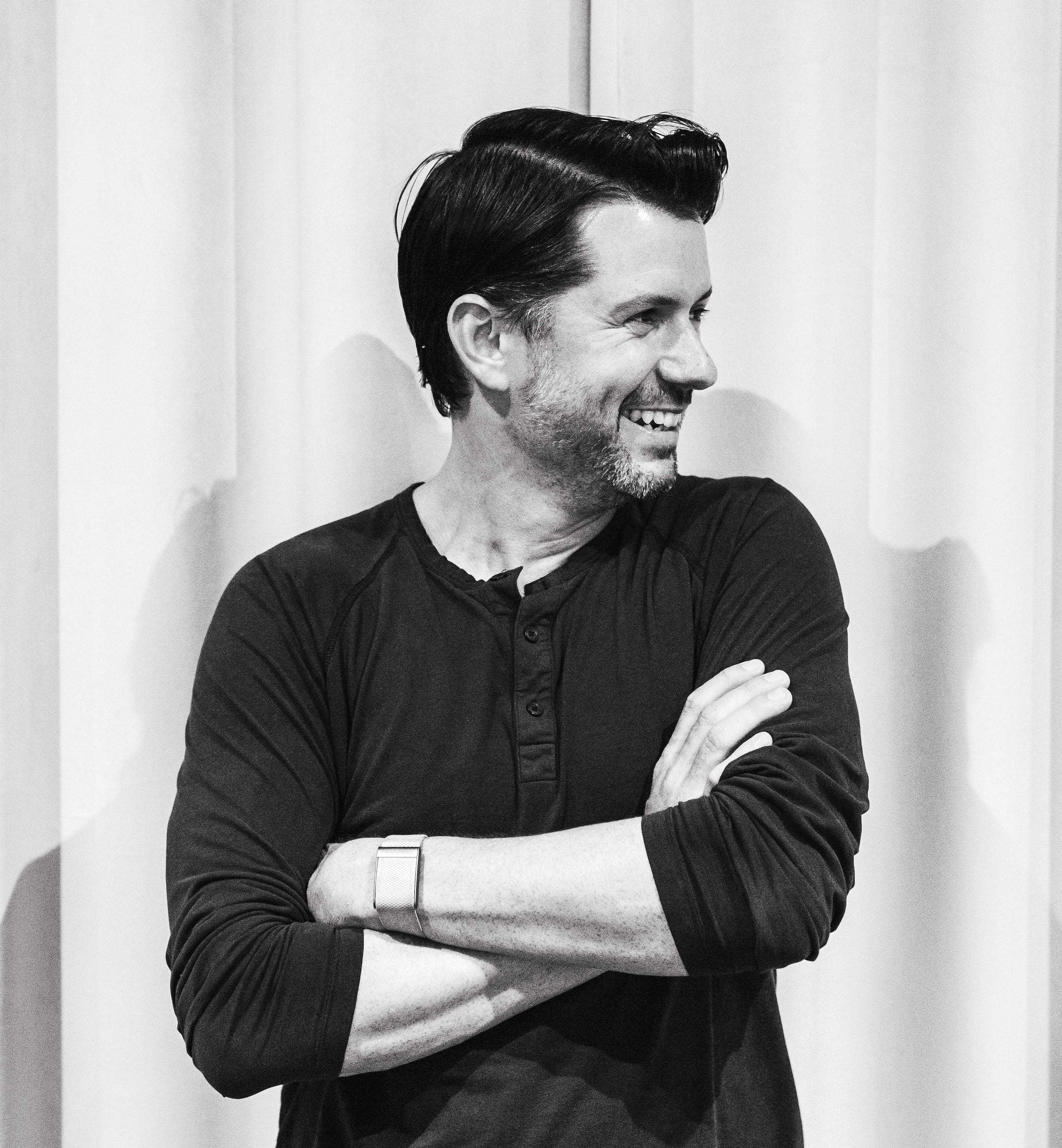 Brett Waikart – Medium