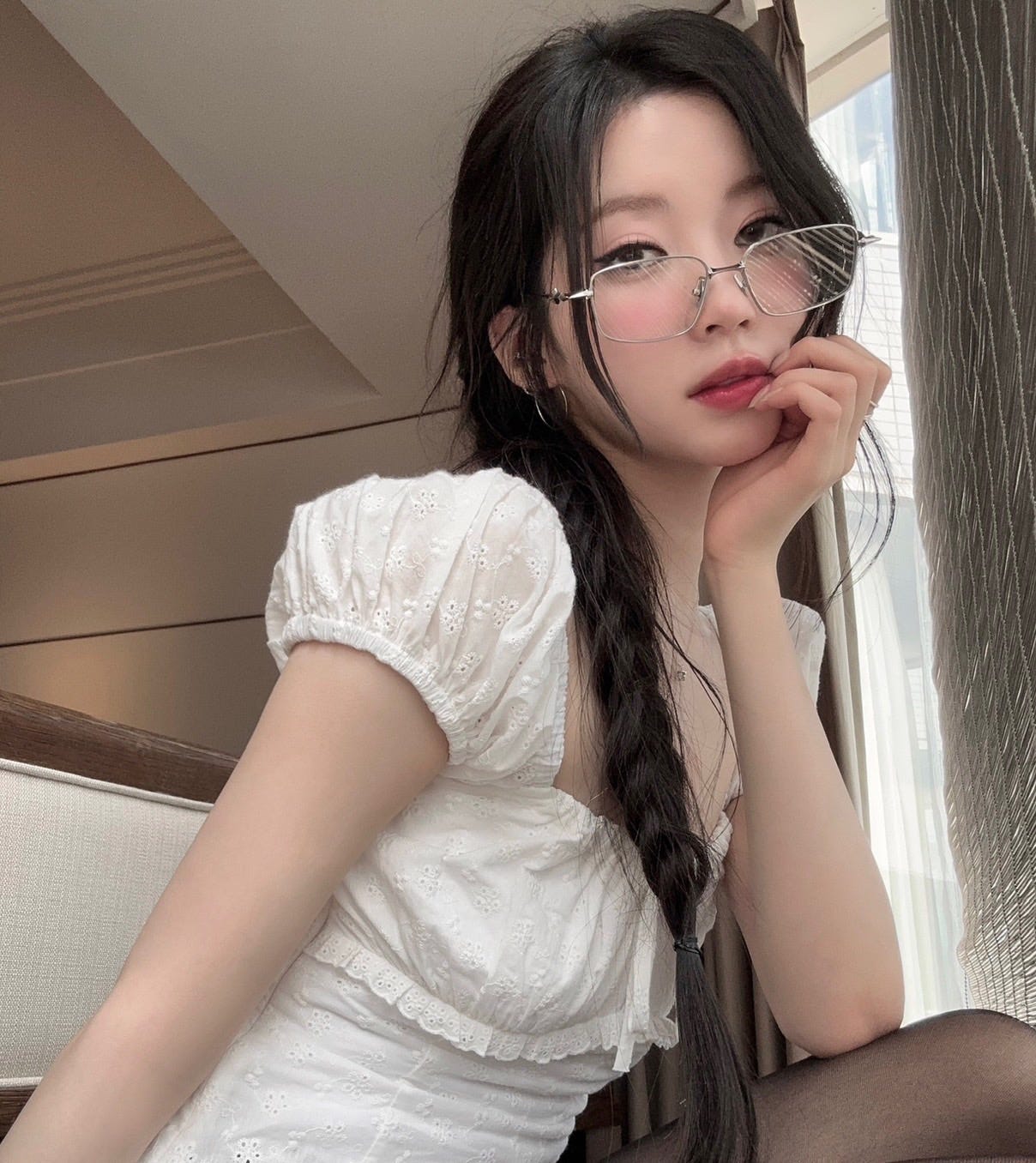 Aleina Sharlene – Medium
