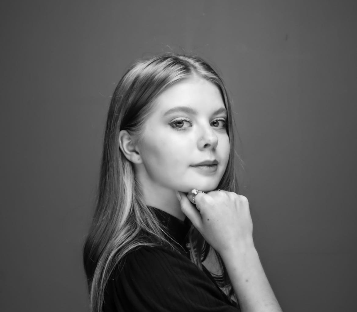 Macey MacArthur – Medium