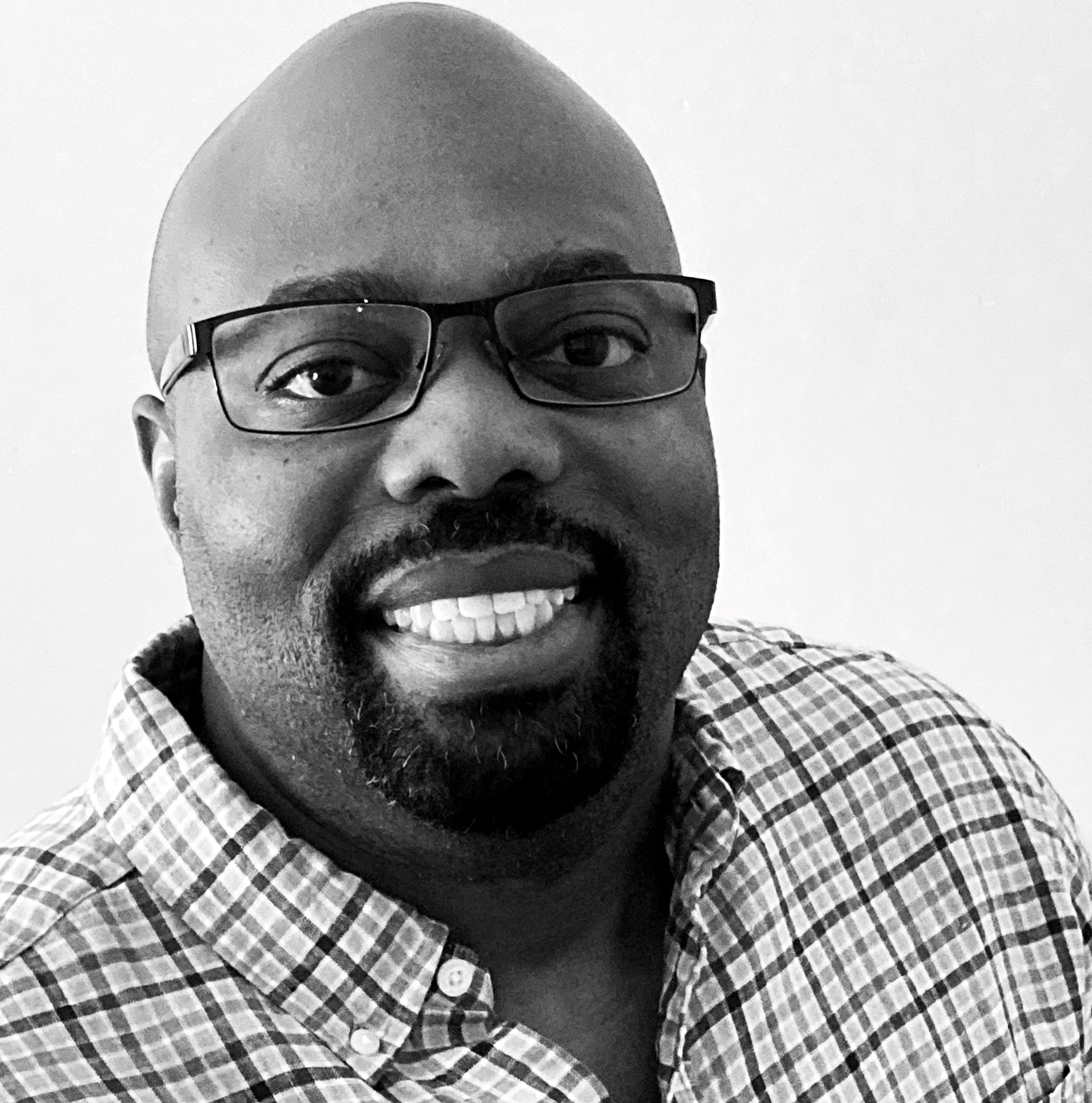 Andre Fowlkes – Medium